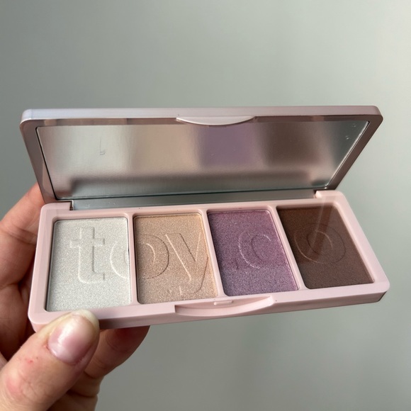 Toyfactory | Makeup | New Toyfactory Dream Set Authentic Highlighter ...